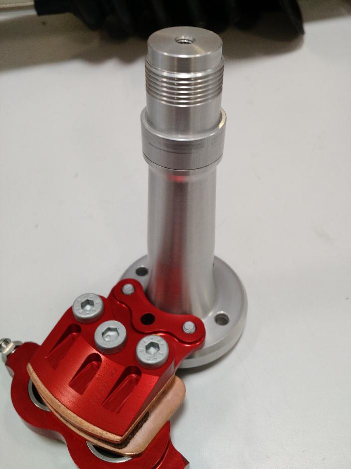 Main Landing Gear (MLG) Wheel and Axle Installation