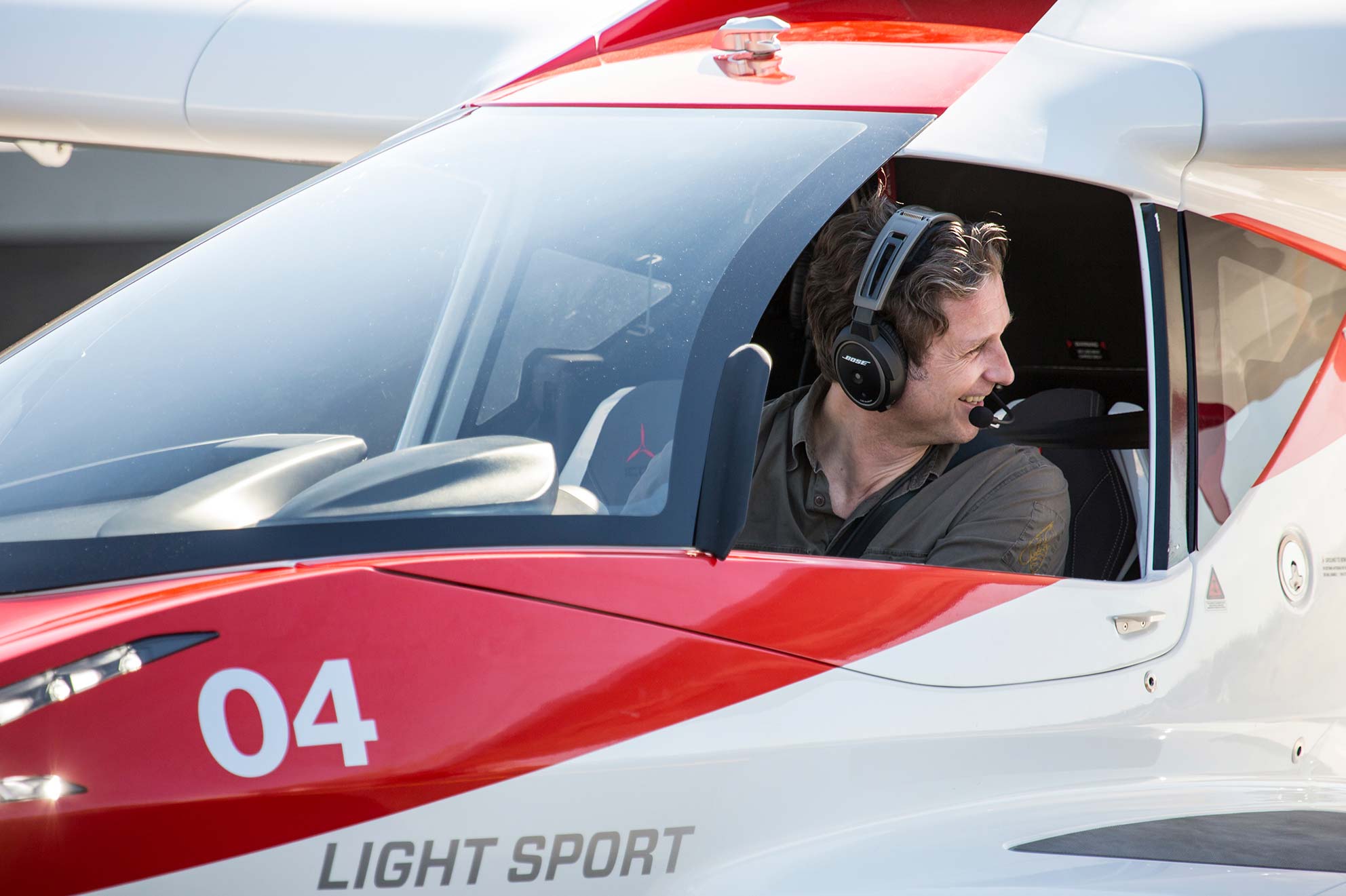 ICON Flight Training | Learn to Fly Your ICON A5
