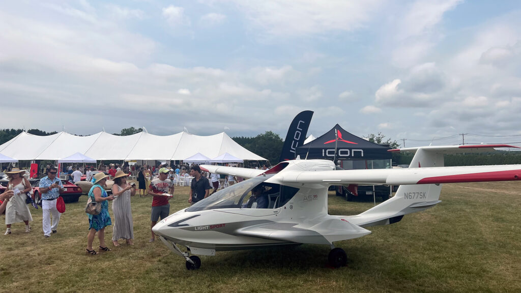 ICON Attends Hampton Concours, Performs Demo Flights in East Hampton ...
