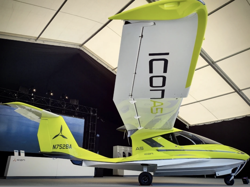Experience the ICON A5 | Light Sport Amphibious Aircraft